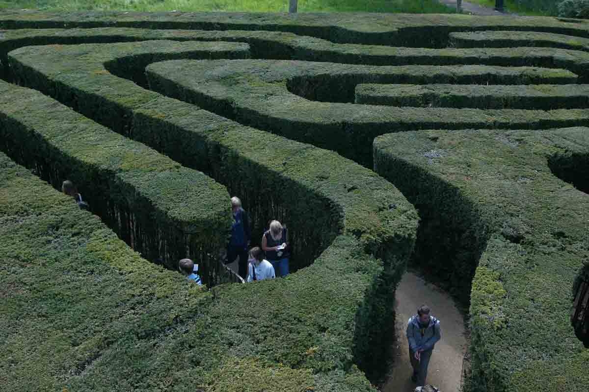 Seis espectaculares laberintos donde estarás encantado de perderte